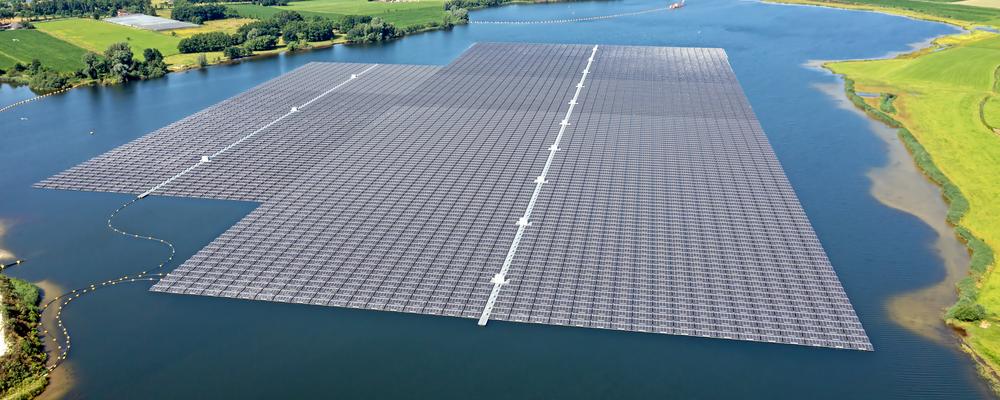 Flytande solcellsparker - stor potential för världens elproduktion | Göteborgs universitet